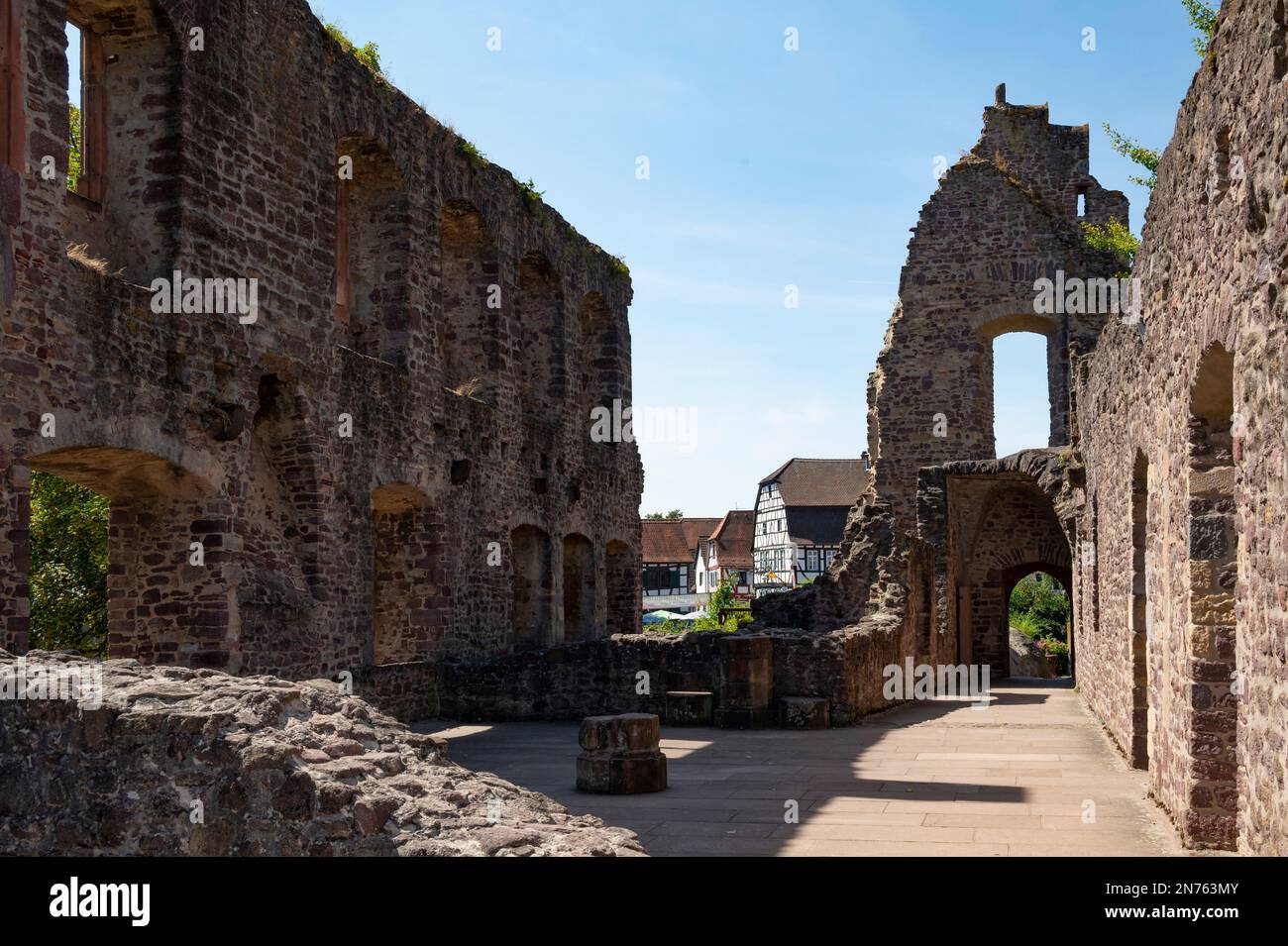 Germany, Hesse, Dreieichenhain, Dreieichenhain old town, Hayn castle ...