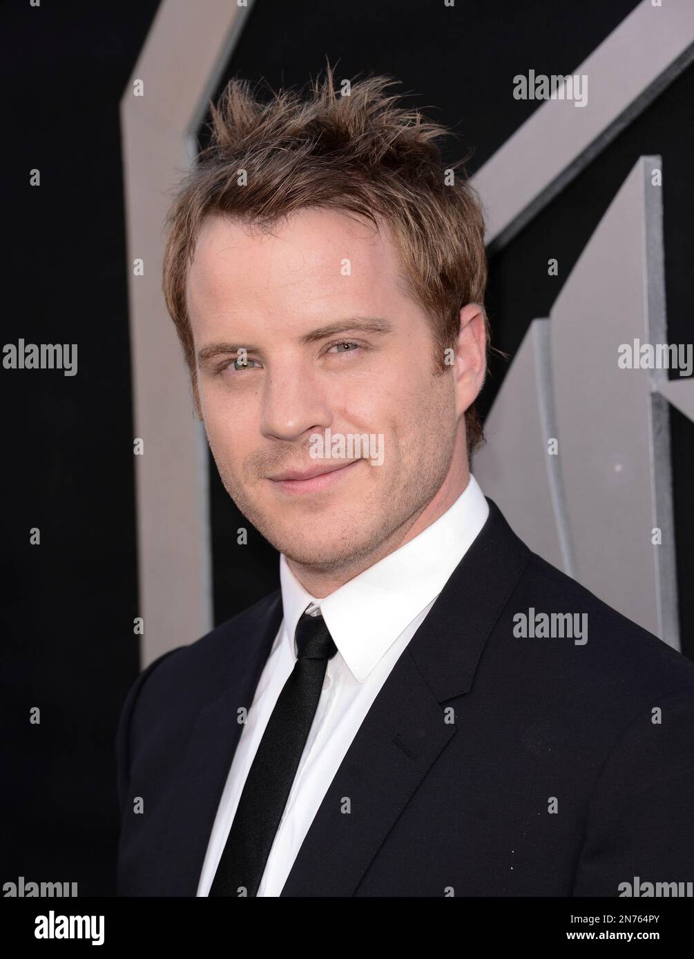 Robert Kazinsky Pacific Rim