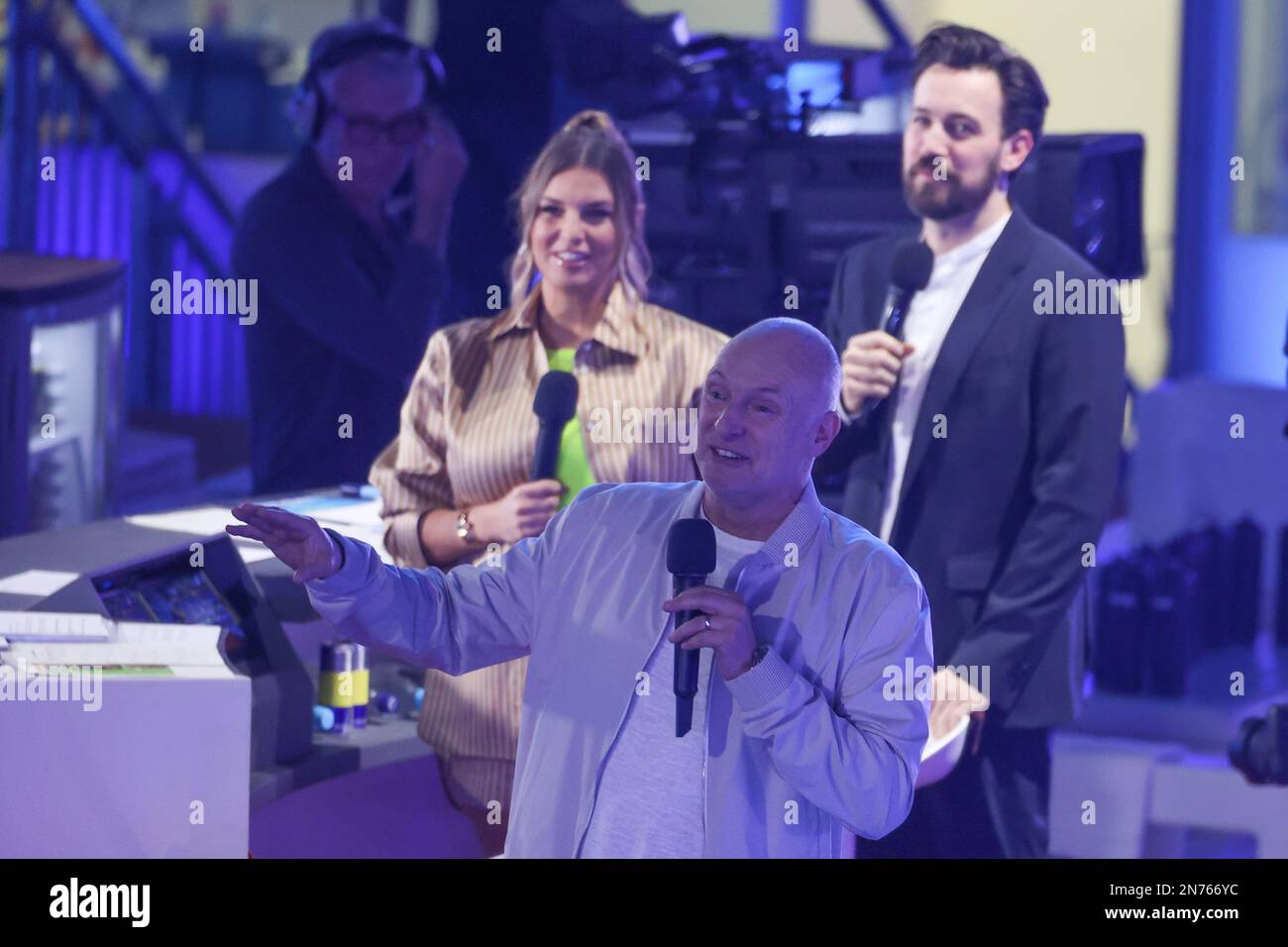 Berlin, Germany. 10th Feb, 2023. The presenters Laura Wontorra (l-r ...
