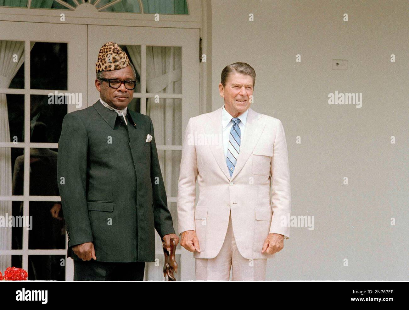 President Ronald Reagan poses with Zaire President Mobutu Sese Kebo at ...