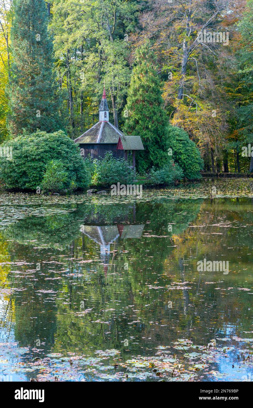 Chapel in the pond hi-res stock photography and images - Alamy
