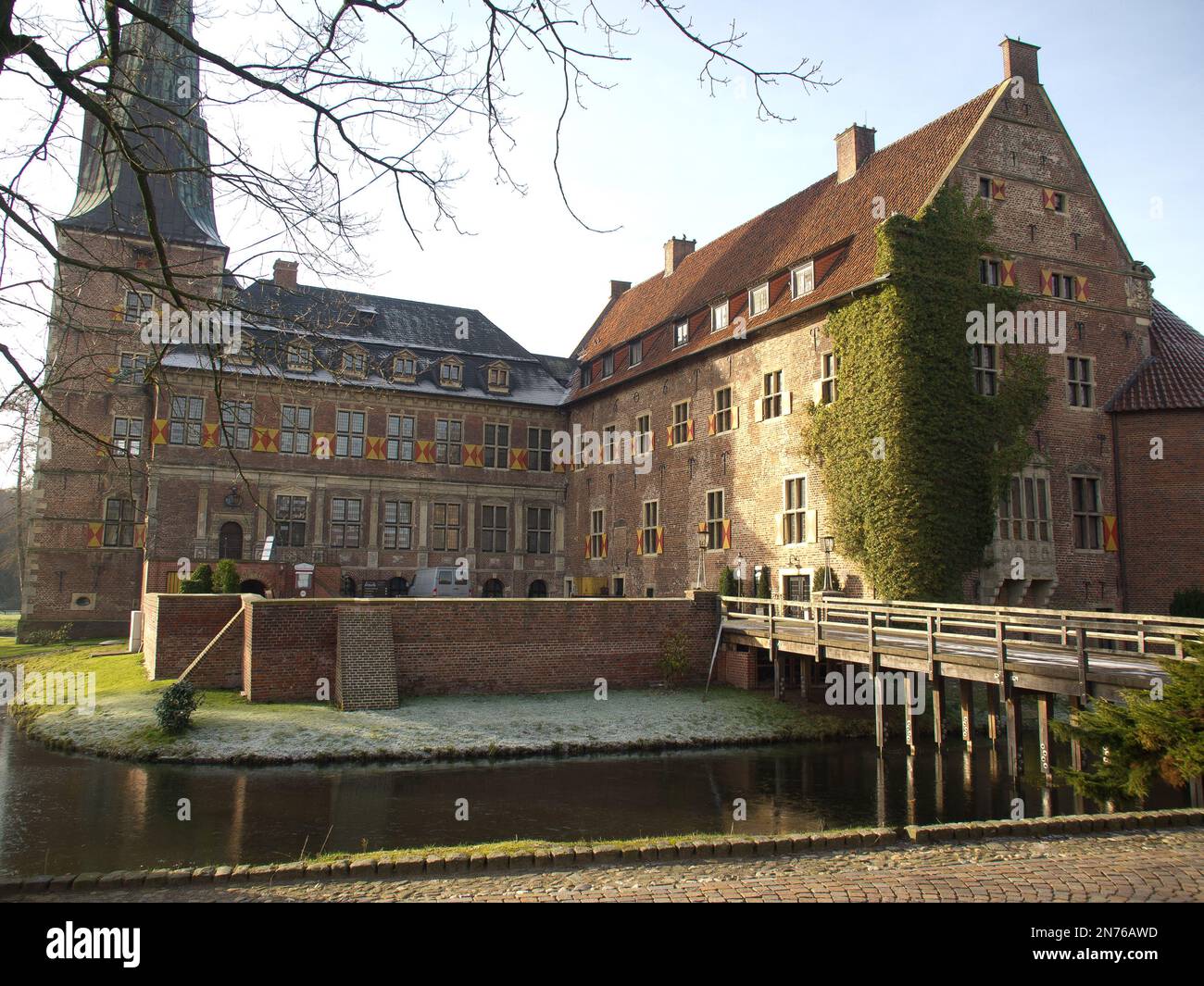 the castle of Raesfeld in germany Stock Photo - Alamy