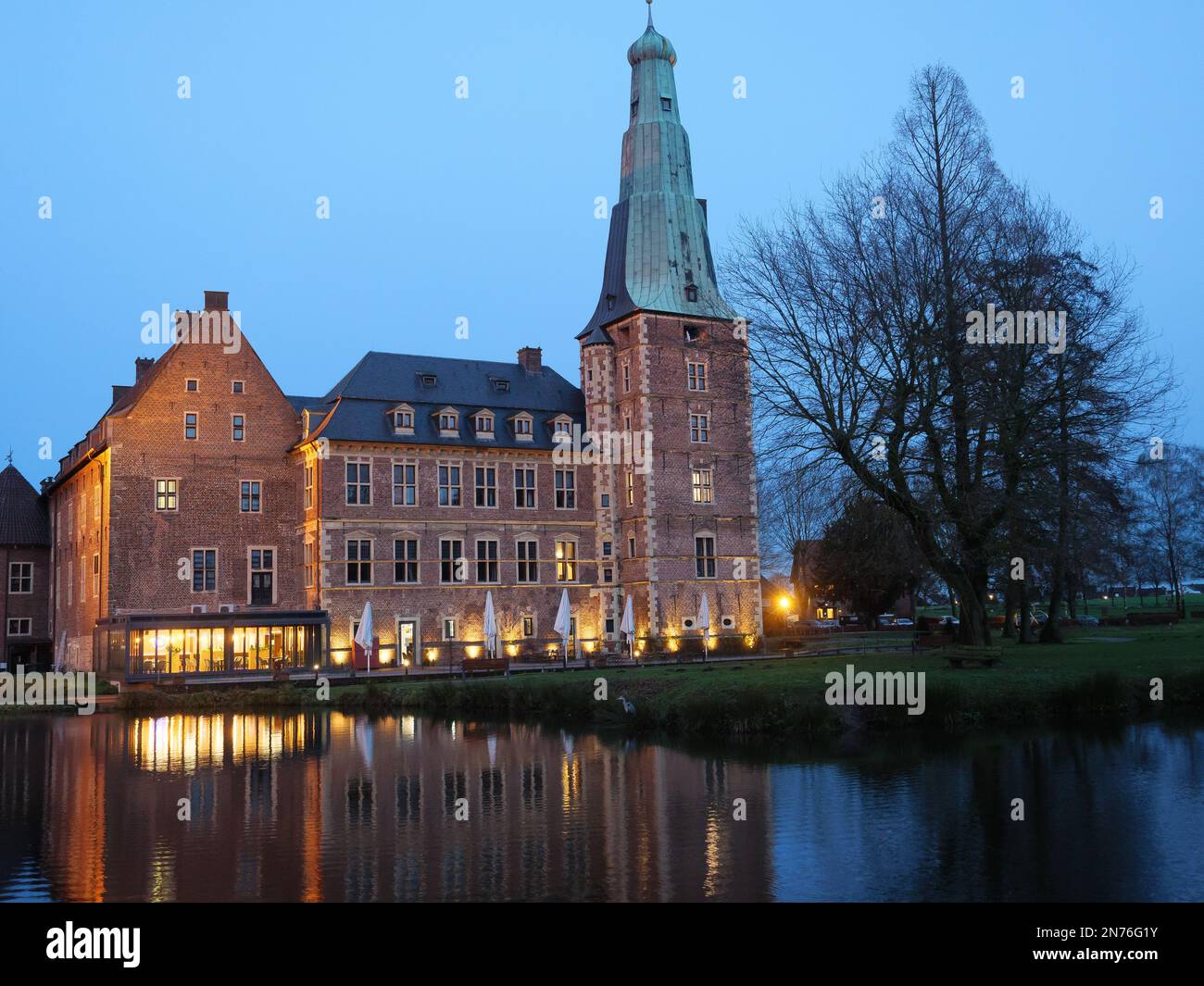 the castle of Raesfeld in germany Stock Photo - Alamy