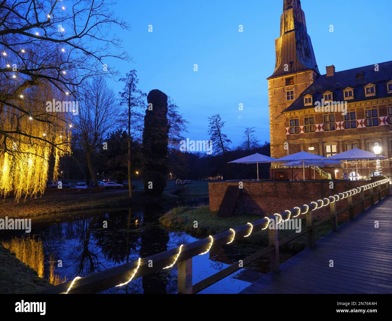 the castle of Raesfeld in germany Stock Photo - Alamy