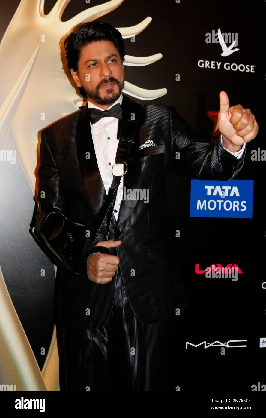 Bollywood actor Shah Rukh Khan arrives for the International Indian ...