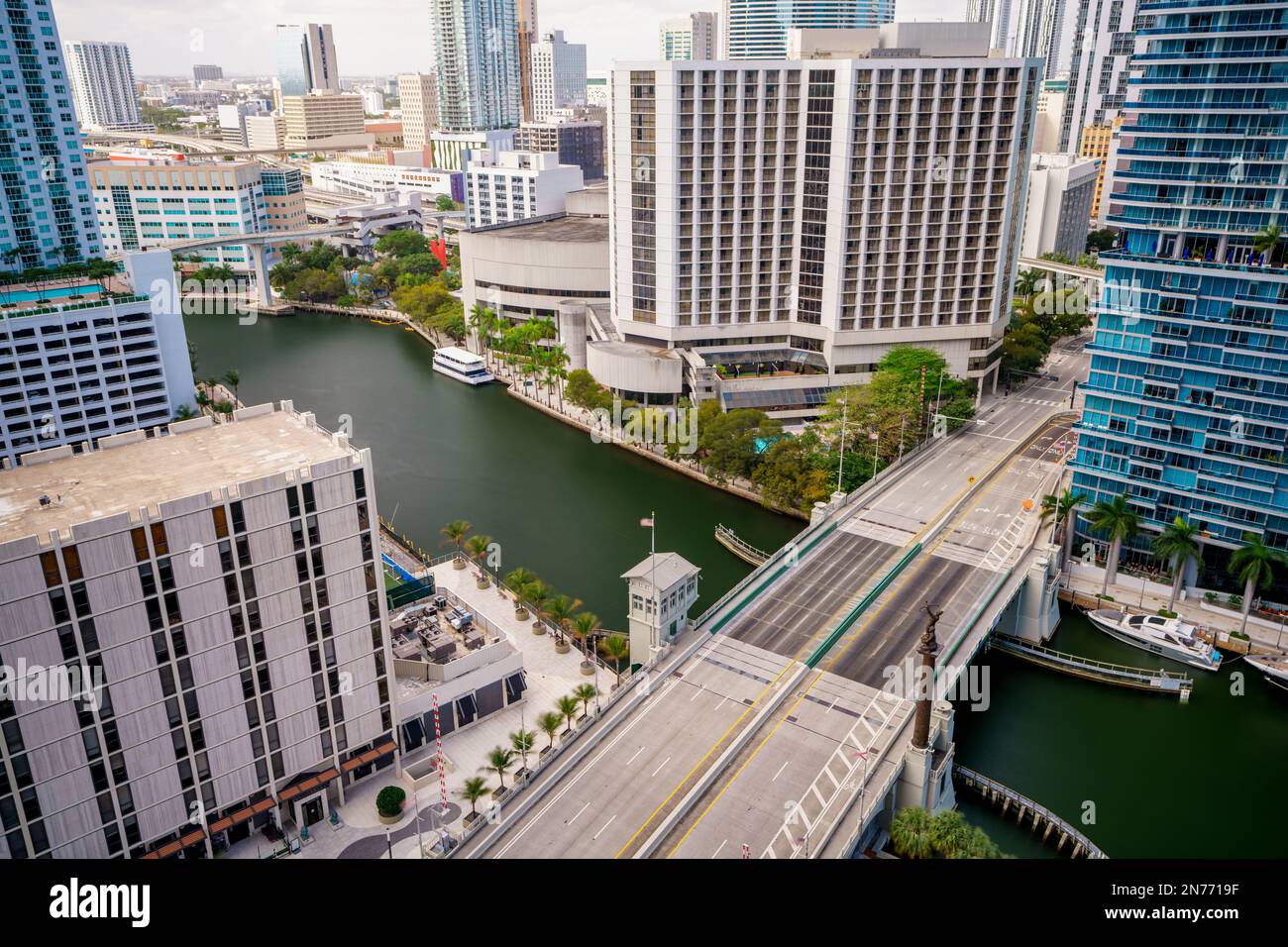 Miami river bridge hi-res stock photography and images - Alamy