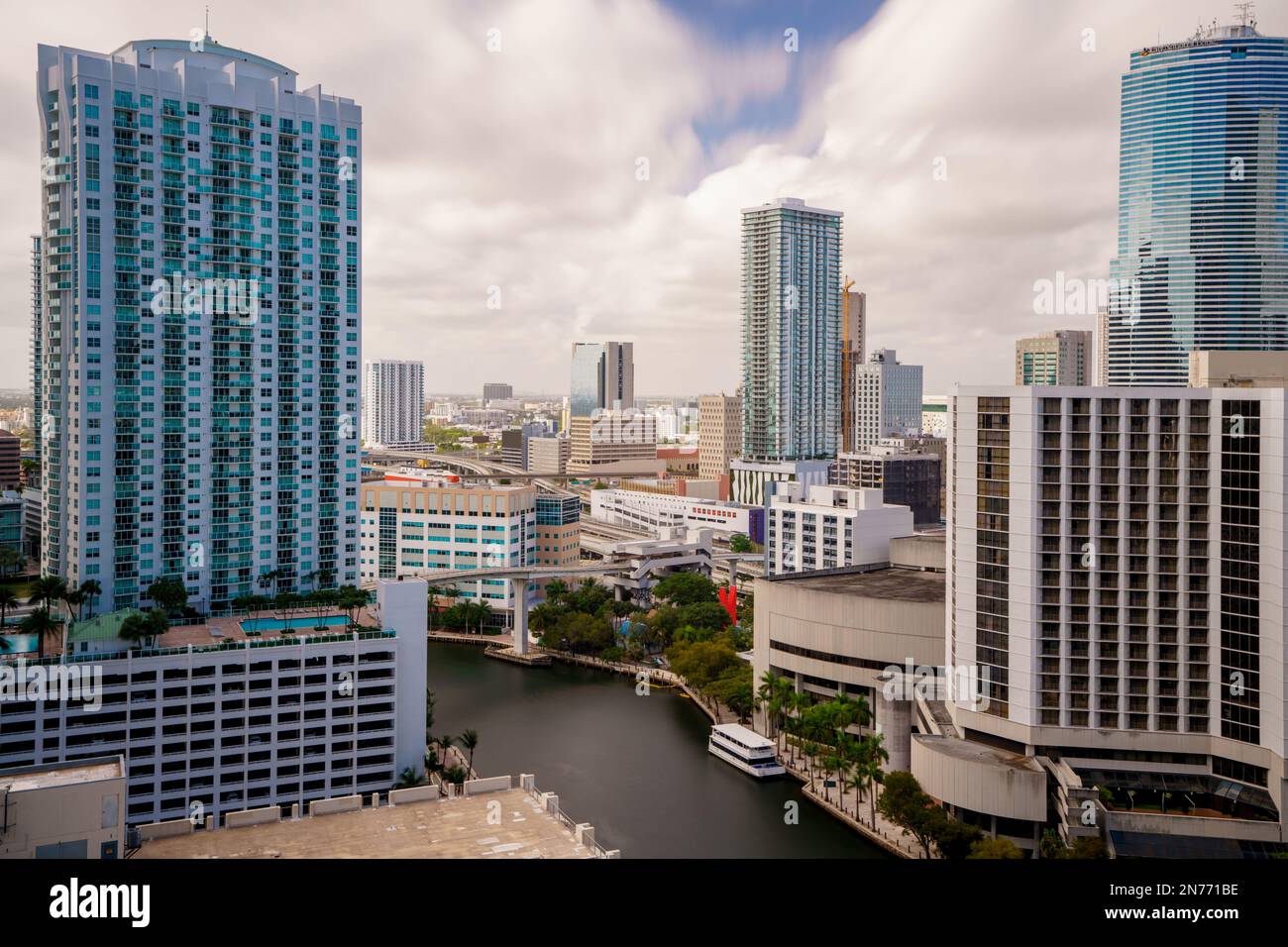 Miami buildings hi-res stock photography and images - Alamy