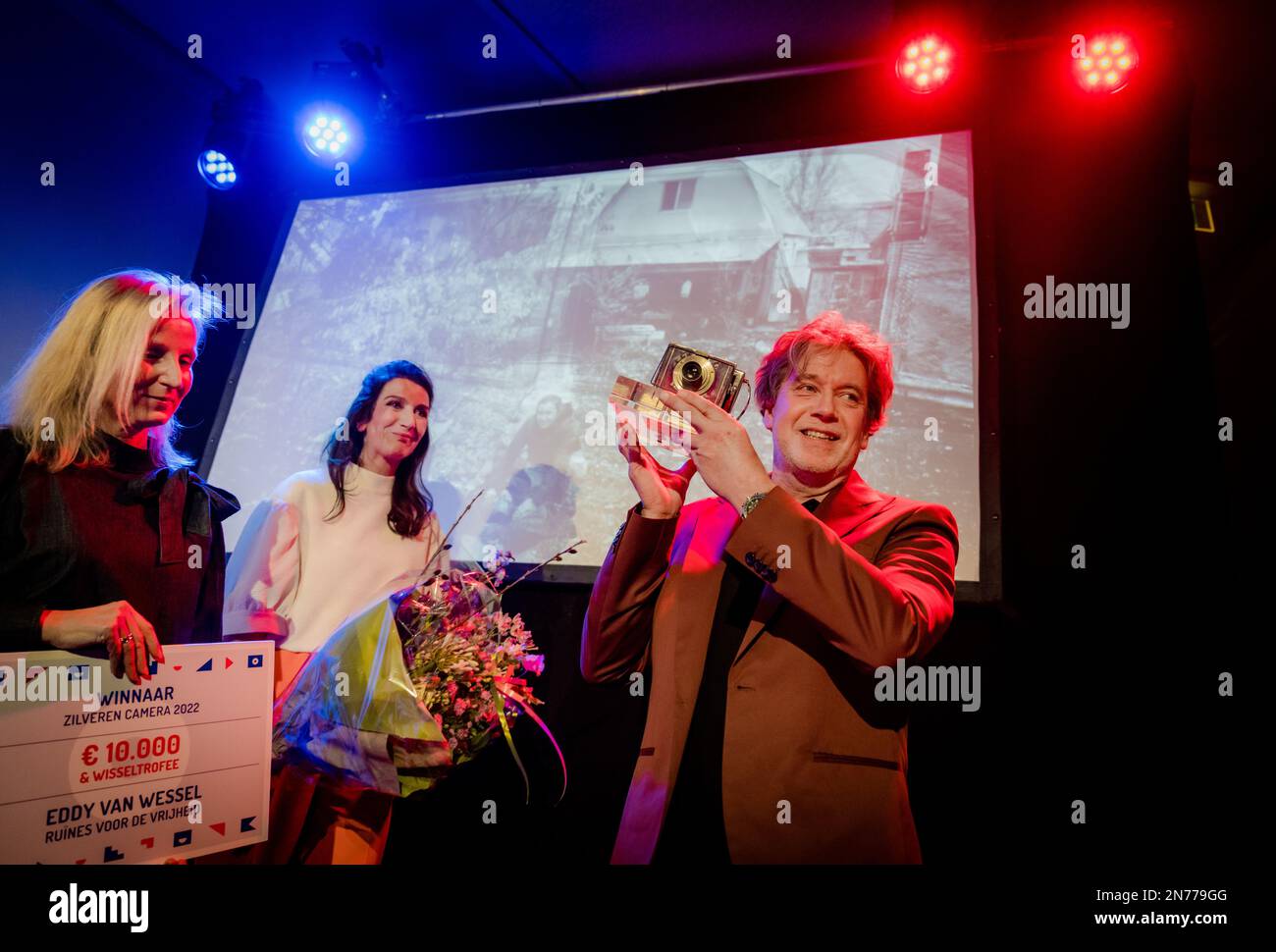 HILVERSUM - Eddy van Wessel wins the Silver Camera. Van Wessel was ...