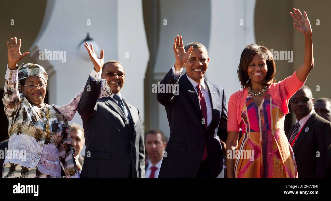 U.S. President Barack Obama, center-right, first lady Michelle Obama ...