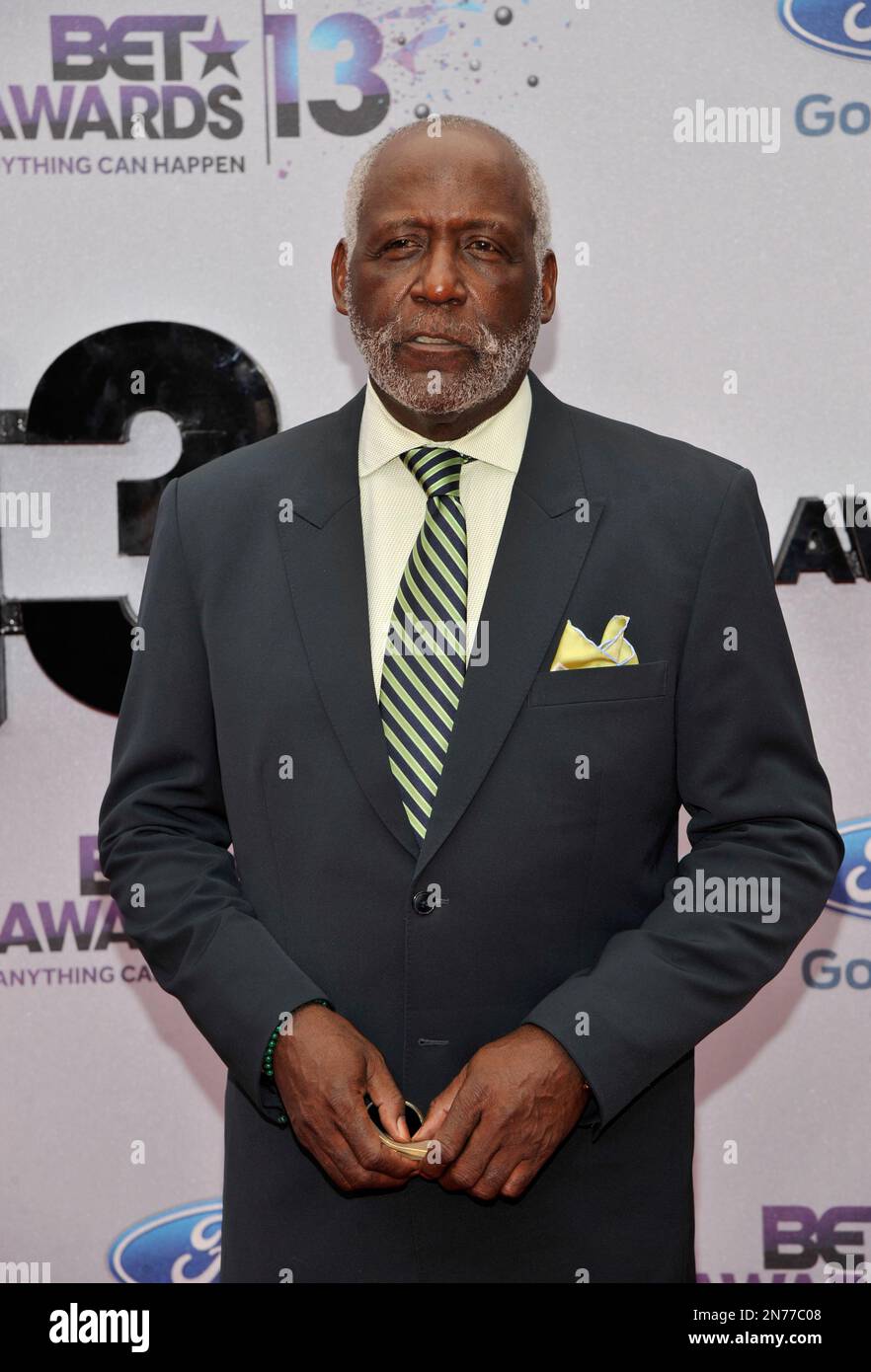 Richard Roundtree arrives at the BET Awards at the Nokia Theatre on ...