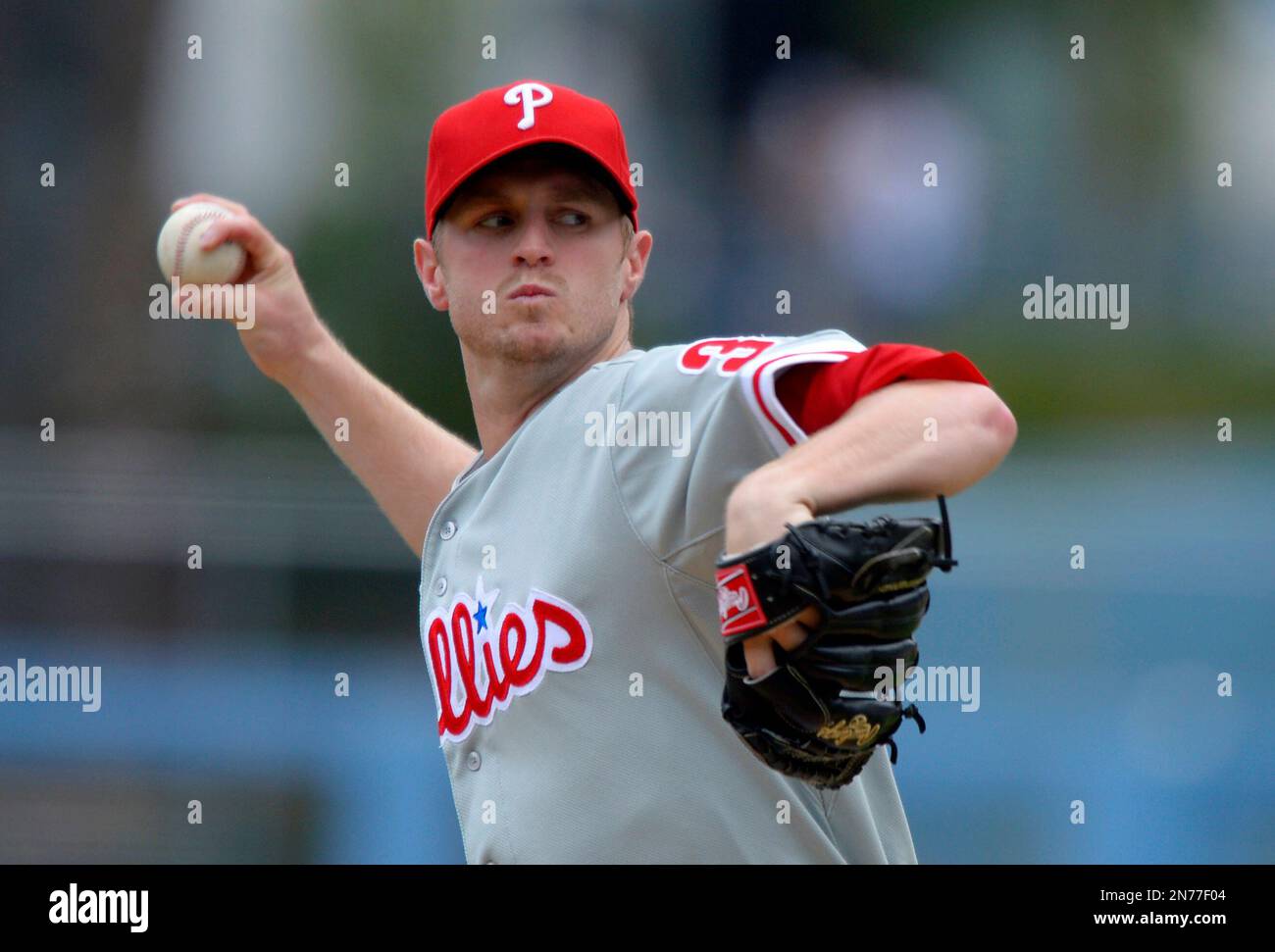 Philadelphia Phillies starting pitcher Kyle Kendrick throws to the ...