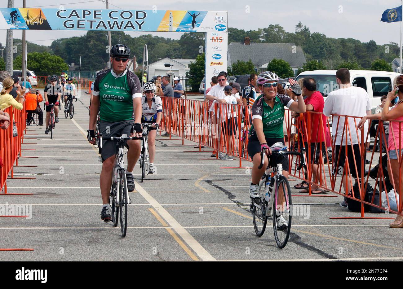 IMAGE DISTRIBUTED FOR GENZYME - Jon Warn, left, and Carole Huntsman of ...