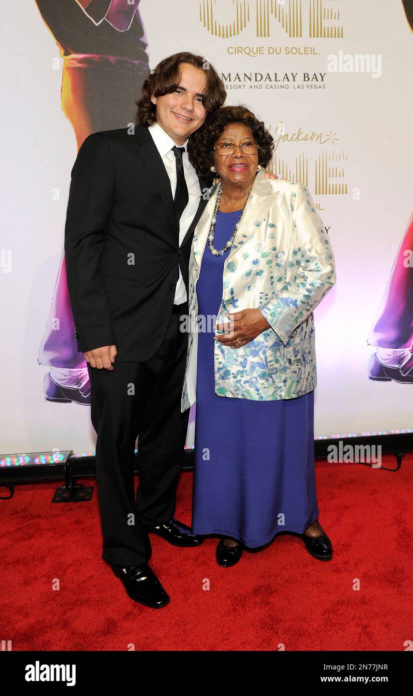 Prince Jackson, left, and Katherine Jackson arrives at the world ...