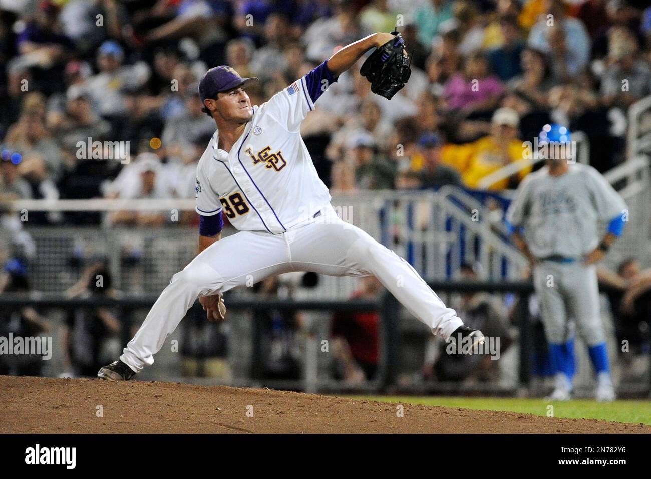 LSU pitcher Nick Rumbelow throws against UCLA in an NCAA College World ...