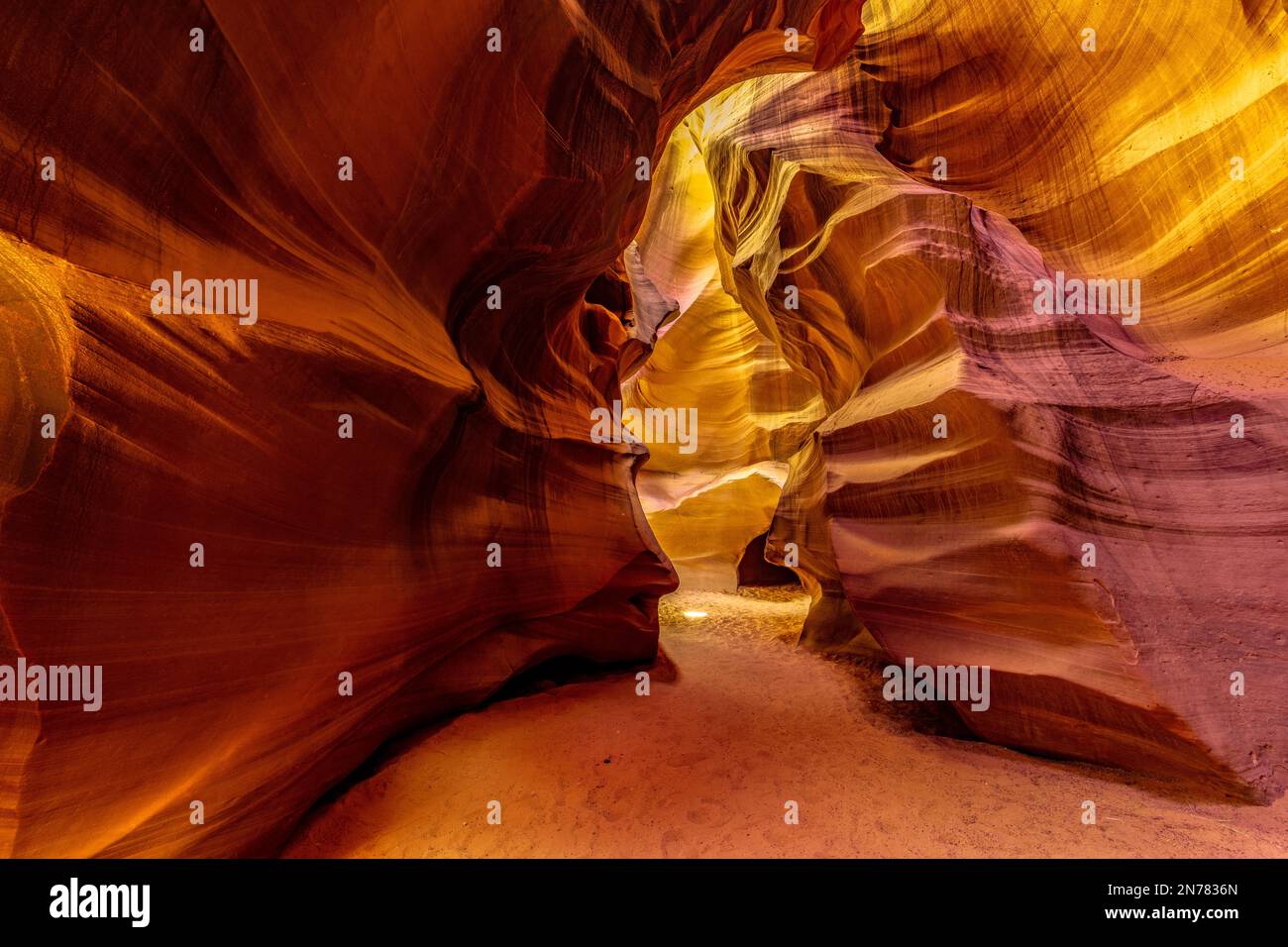 A beautiful view of sandstone walls in the famous antelope canyon Stock ...