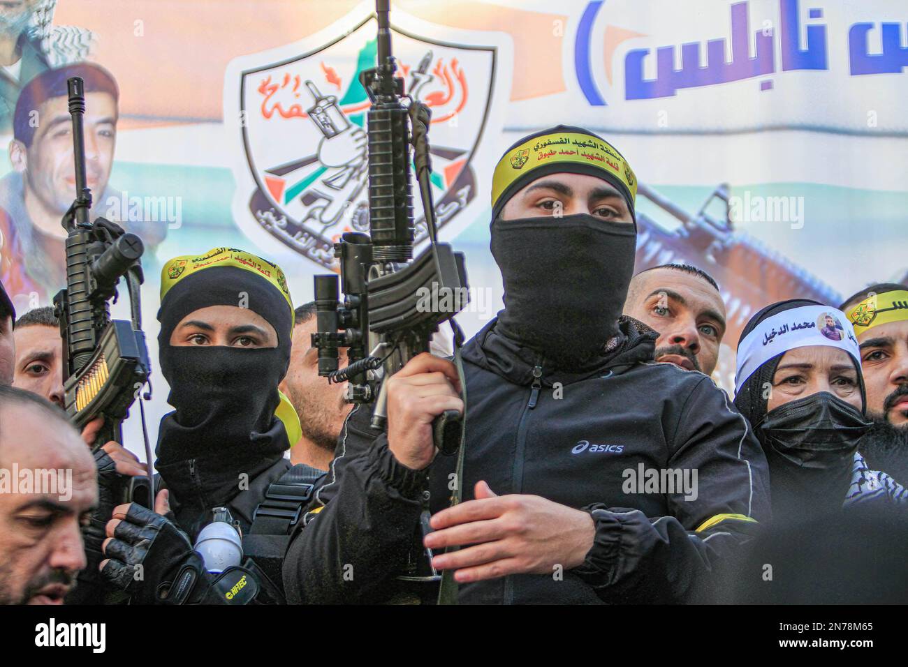 Lions den groups hi-res stock photography and images - Alamy