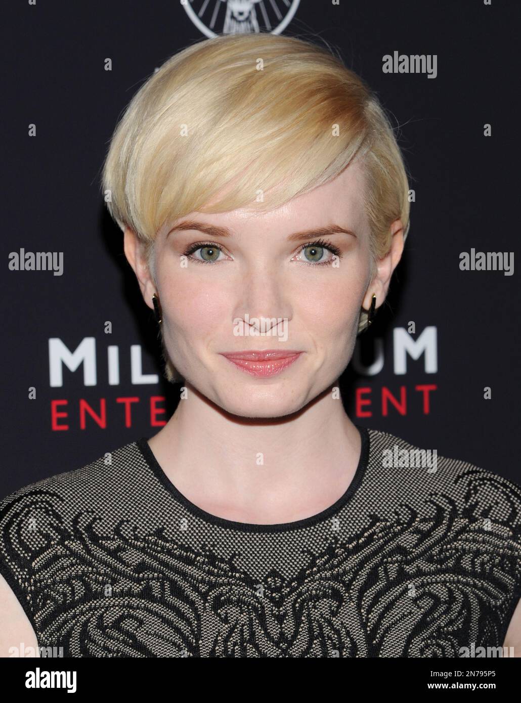 Actress Elizabeth Olin attends a special screening of "Killing Season ...