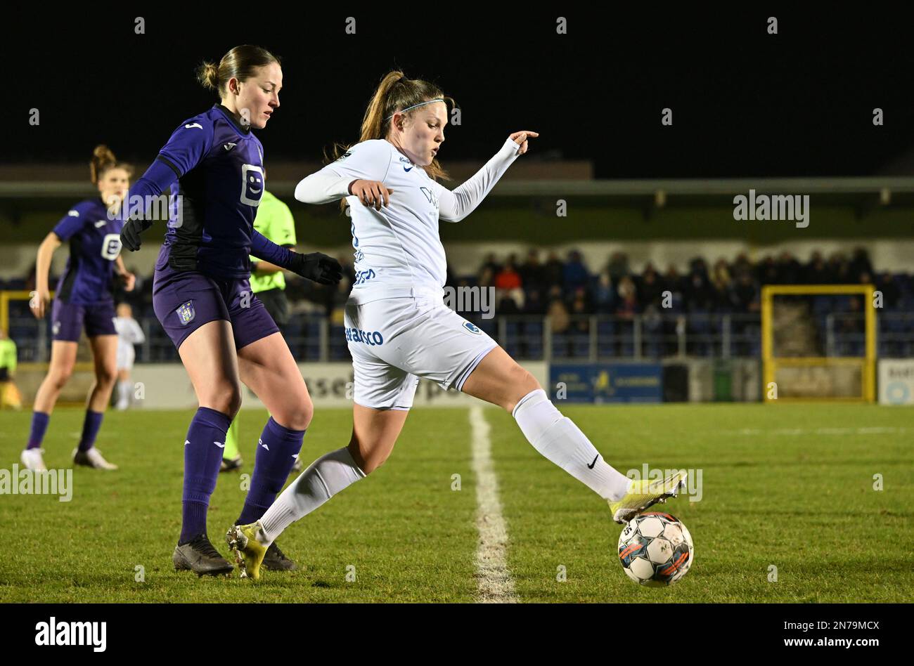 Michelle Colson (2) of Anderlecht pictured defending on Joy Kersten (20 ...