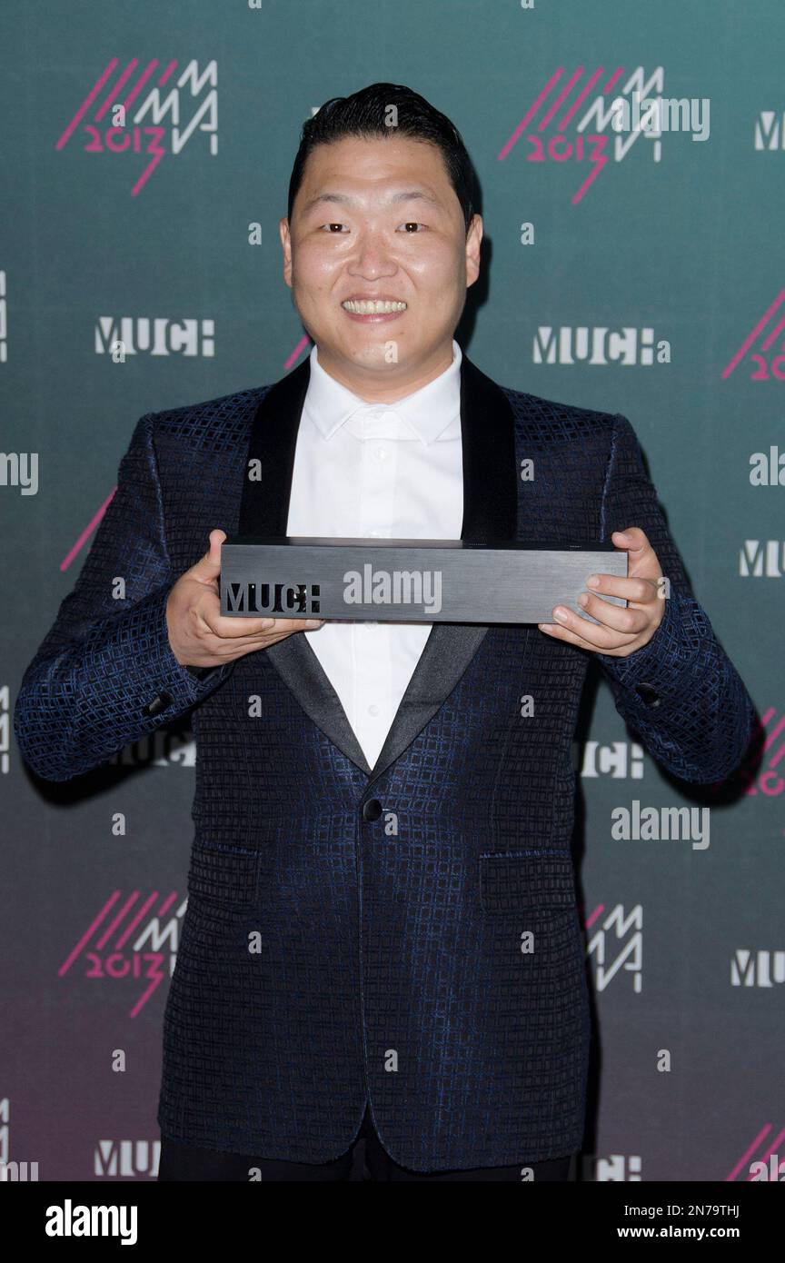 Psy poses for a picture in the Press Room during the 2013 MuchMusic ...
