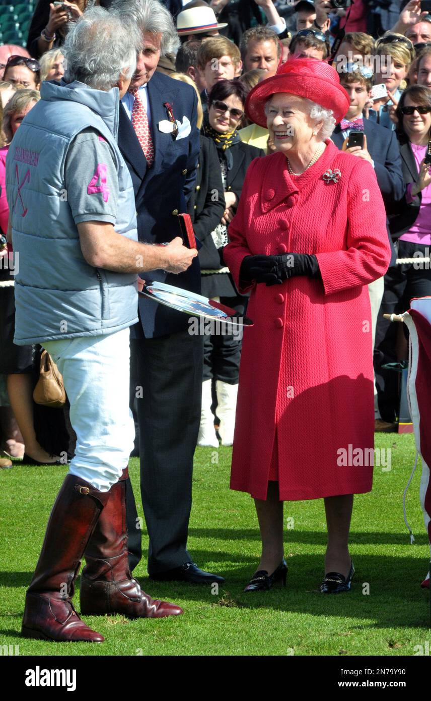 Arnaud Bamberger of Cartier UK and HM the Queen Elisabeth II at the ...