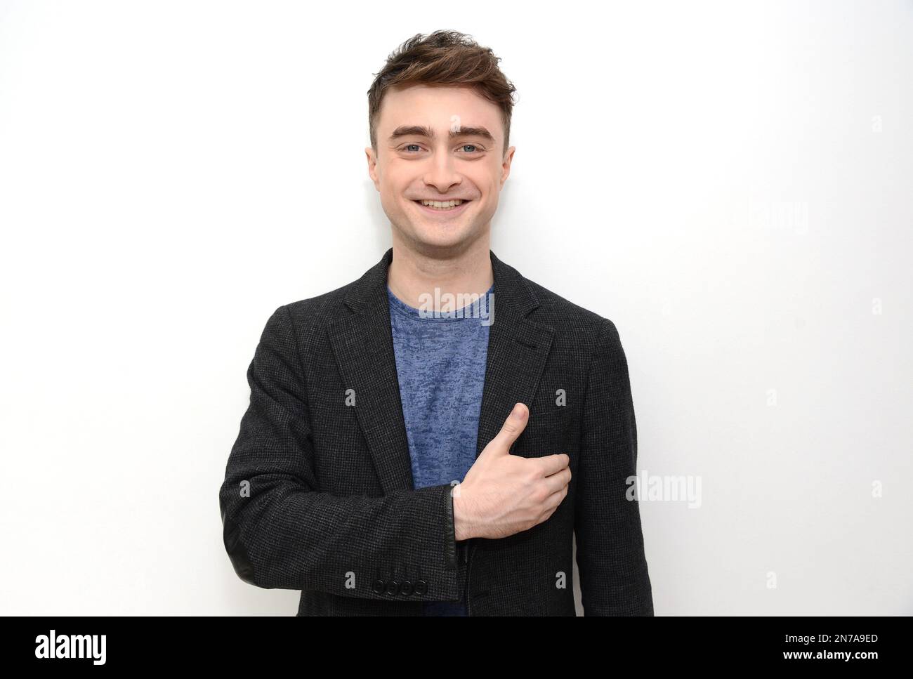 Actor Daniel Radcliffe uses sign language to wish 'Good Morning' in ...