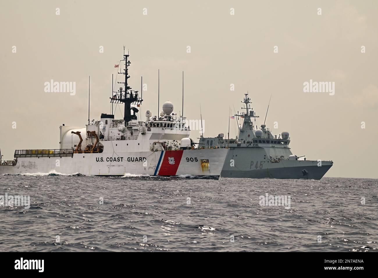 USCGC Spencer (WMEC 905) steams alongside Spanish Navy Meteoro-class ...