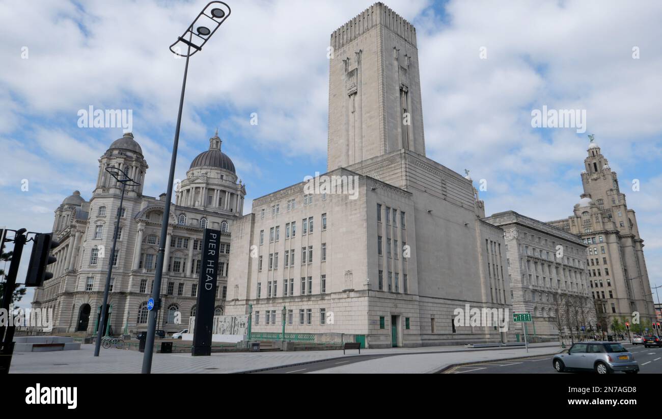 Liverpool waterfront, Pier Head Stock Photo - Alamy