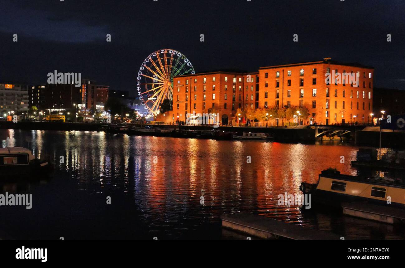 Liverpool lit up at night, Albert Dock Stock Photo - Alamy