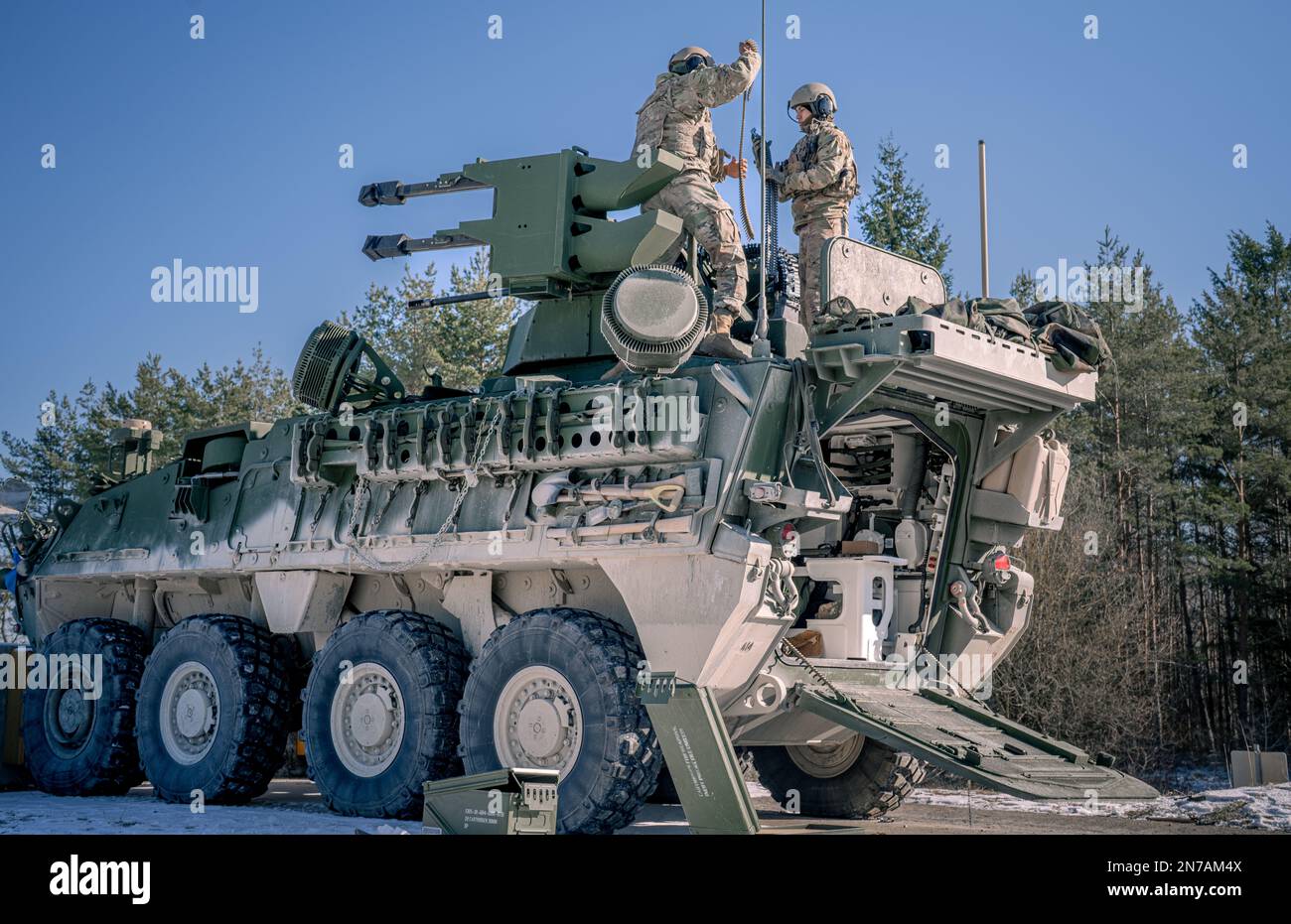 U.S. Army air defenders with Alpha Battery, 5th Battalion, 4th Air ...