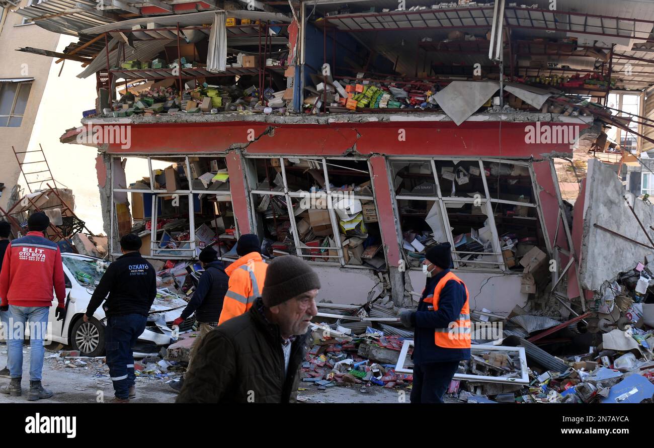 Earthquakes turkey hi-res stock photography and images - Alamy