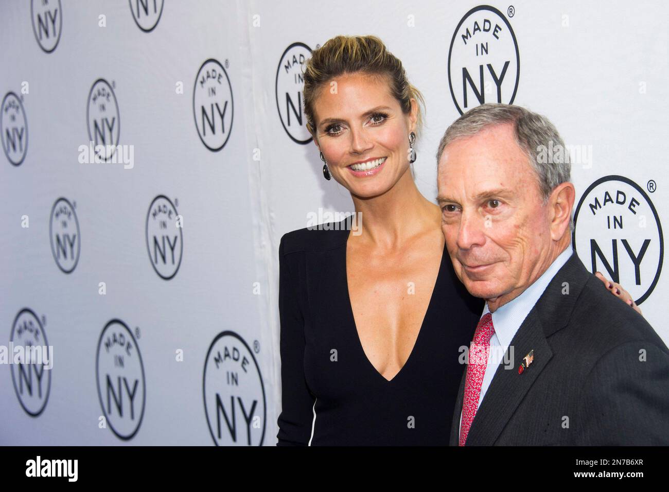 Award recipient Heidi Klum and New York Mayor Michael Bloomberg attend ...