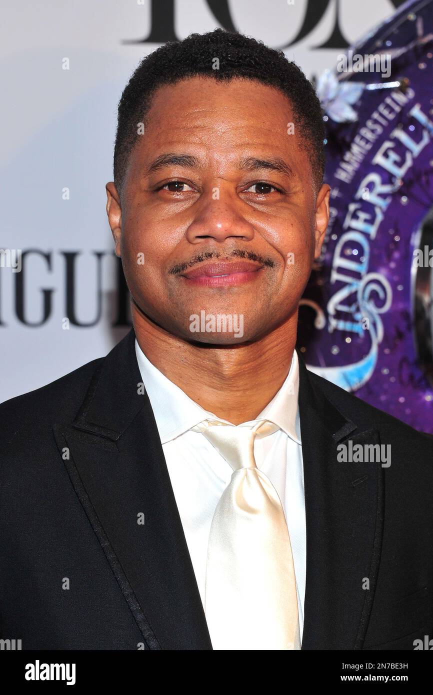 Cuba Gooding Jr. arrives on the red carpet at the 67th Annual Tony ...