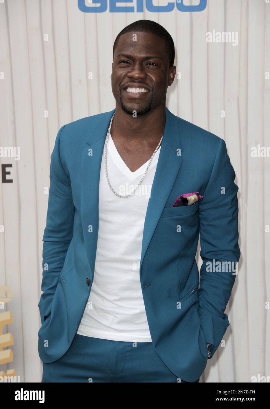 Kevin Hart arrives at Spike TV's Guys Choice Awards at Sony Pictures ...