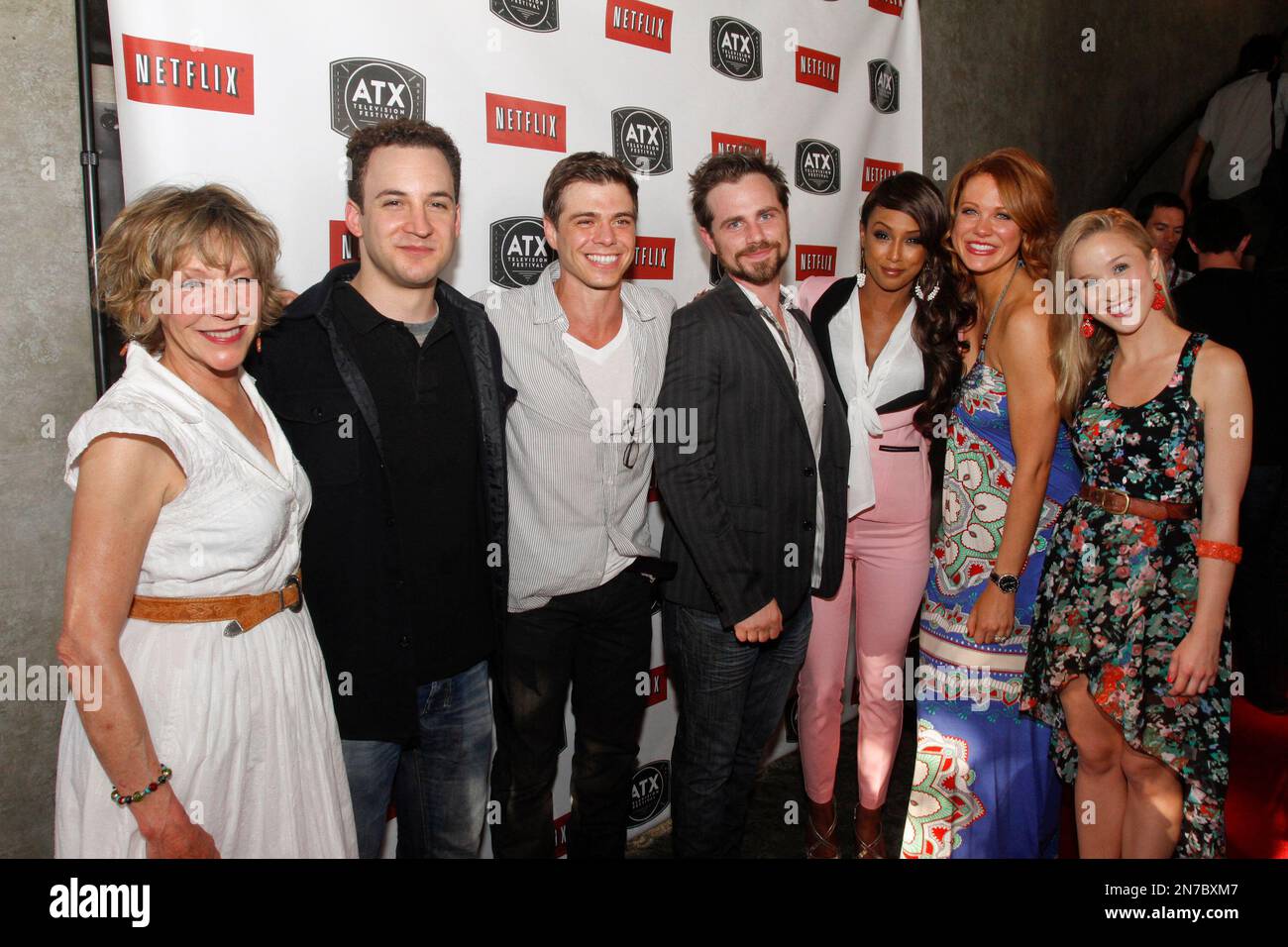 The cast of the the 1990s ABC sitcom "Boy Meets World," including Betsy ...