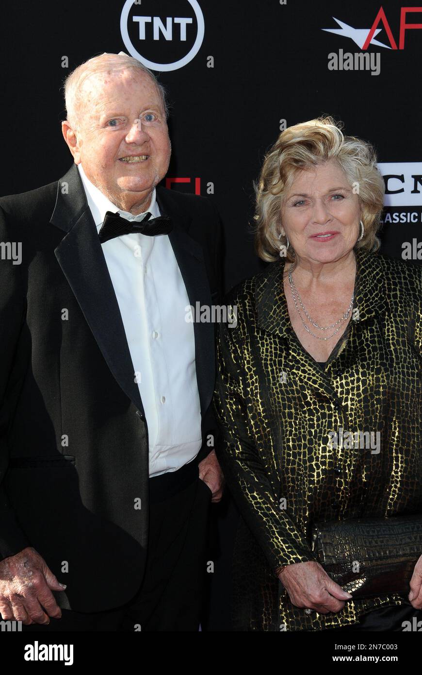 Dick Van Patton, and his wife, Patricia Poole, arrives at the American ...