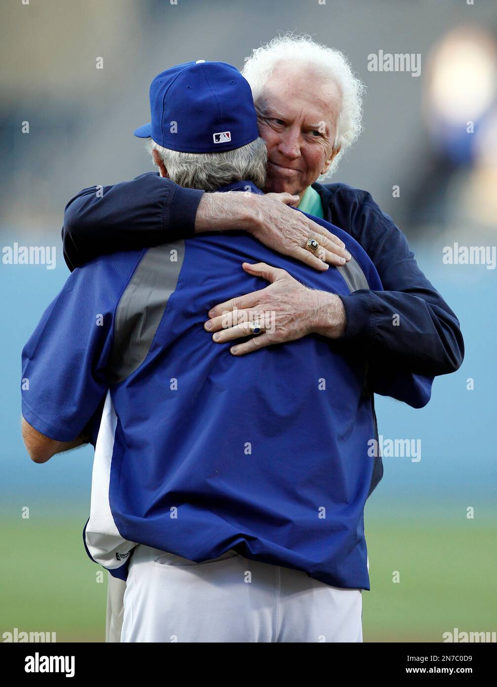 Hall of Fame player and former Los Angels Dodgers' Don Sutton, right ...