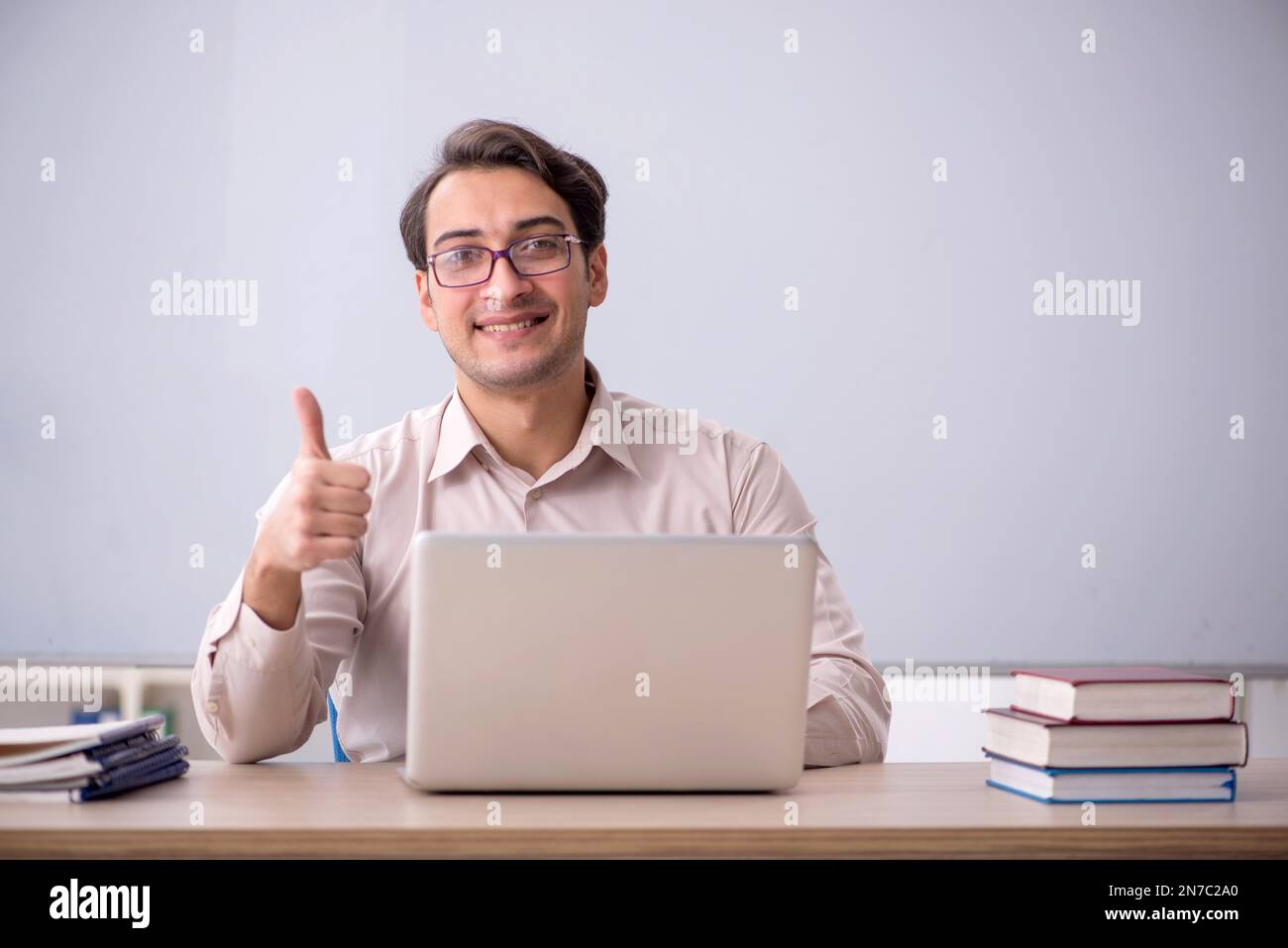 Telelearning hi-res stock photography and images - Alamy