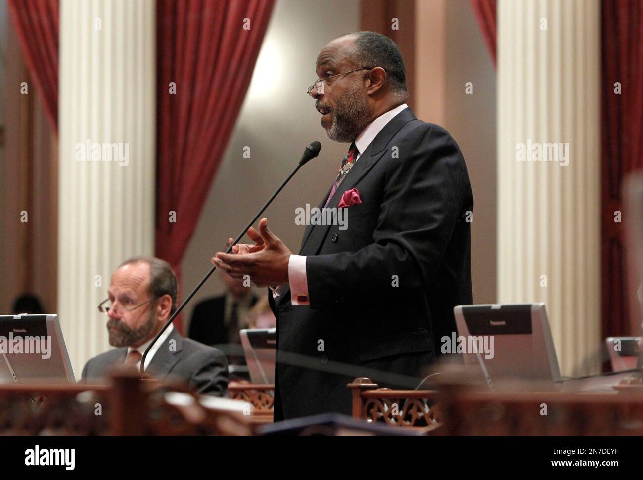 State Sen. Rod Wright, D-Inglewood, joined Republican lawmakers in ...