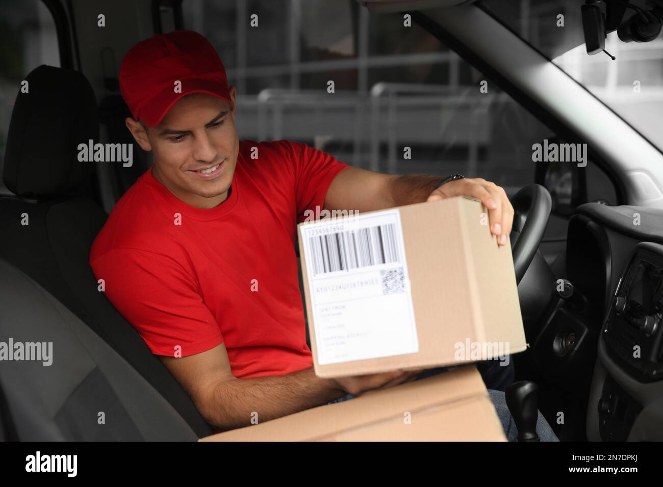 Car packages hi-res stock photography and images - Alamy