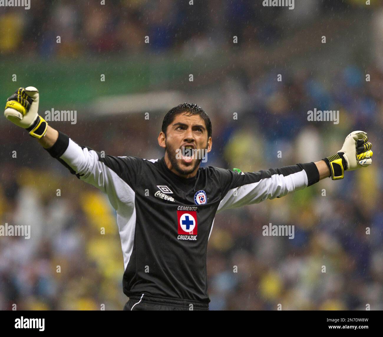 Cruz Azul´s goalkeepr Jesus Corona celebrates after teammate Teofilo ...