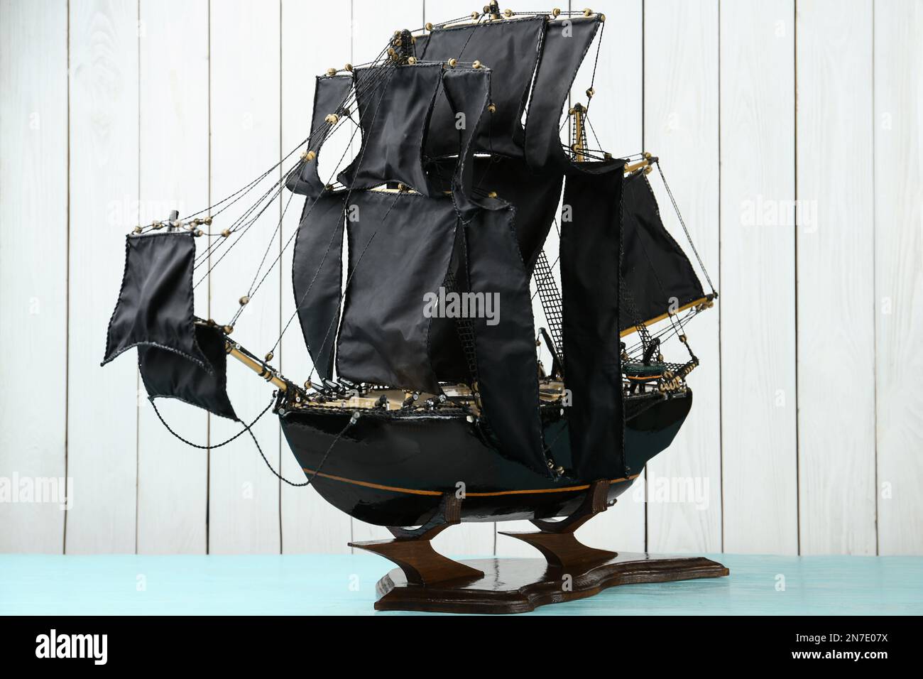 Pirate ship model replica hi-res stock photography and images - Alamy