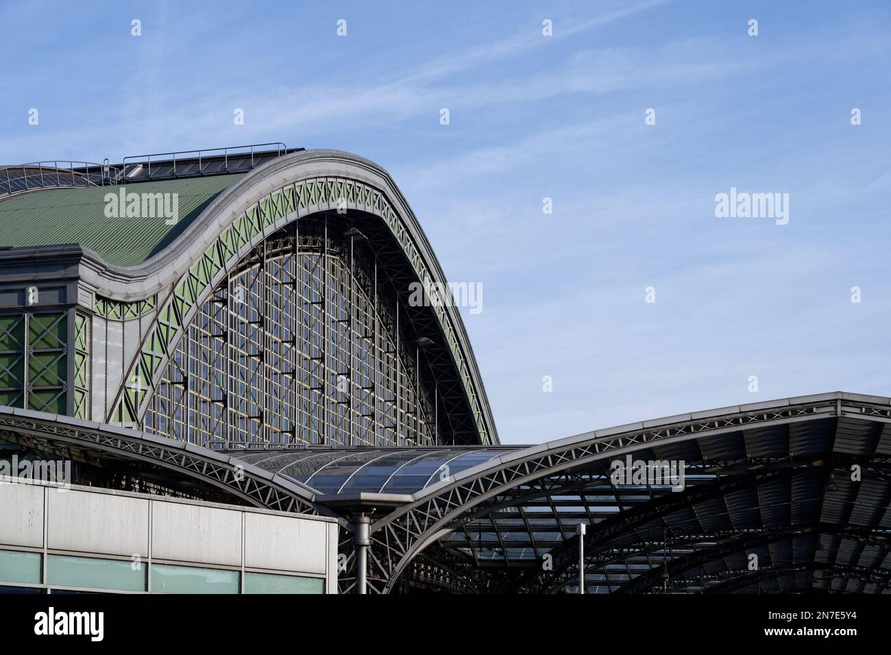 historical platform hall of the cologne main station Stock Photo - Alamy