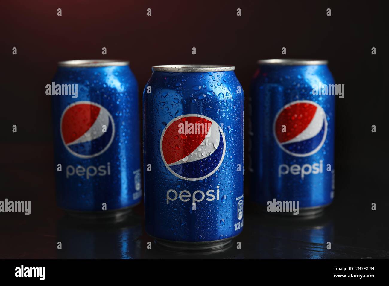 Pepsi color hi-res stock photography and images - Alamy