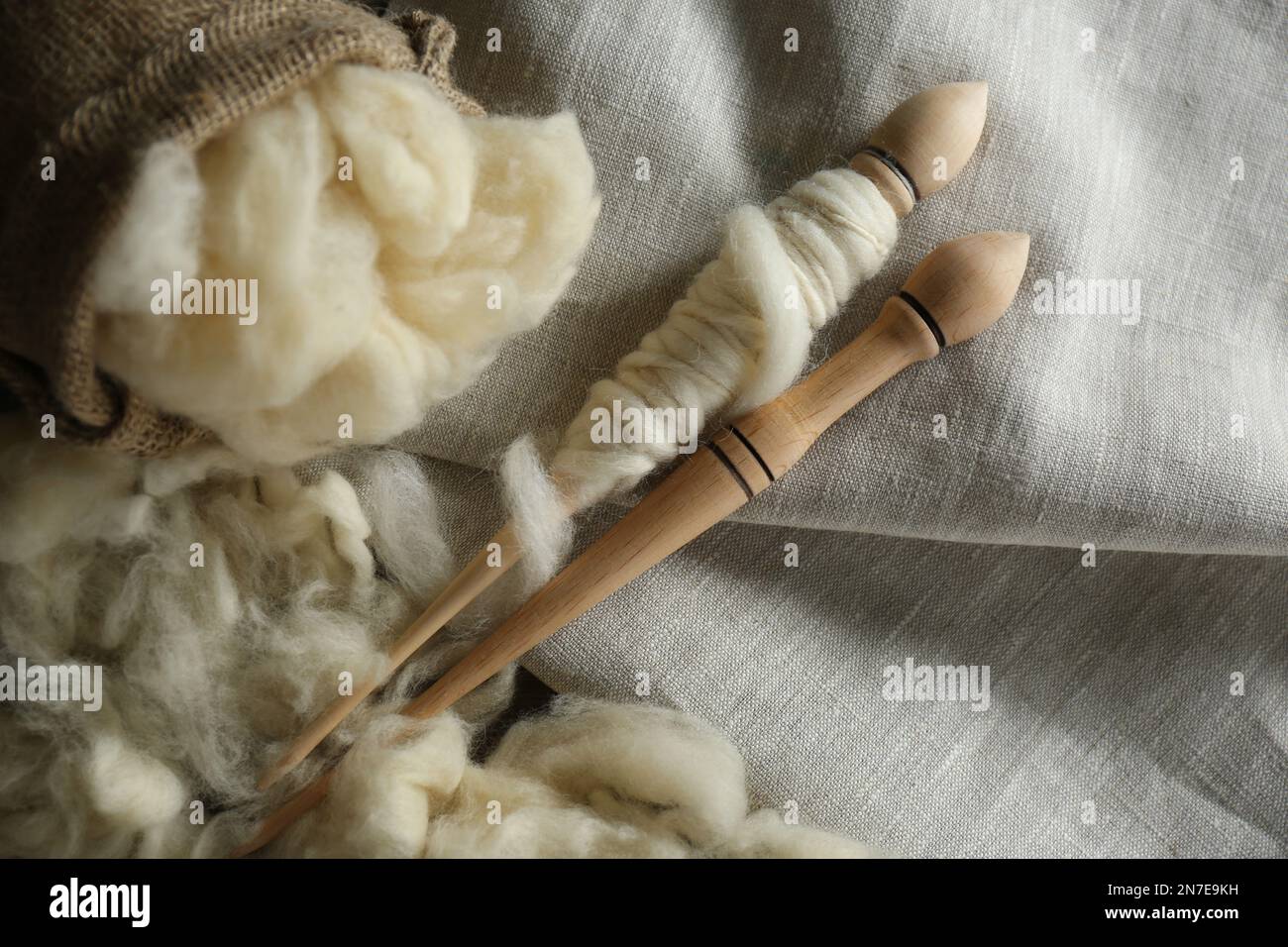 Wool fabric view spinning hi-res stock photography and images - Alamy