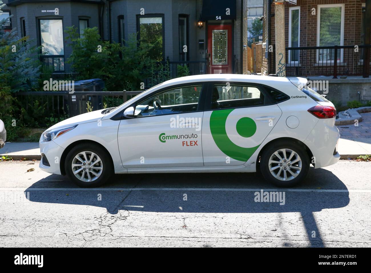 Mobile comm hi-res stock photography and images - Alamy