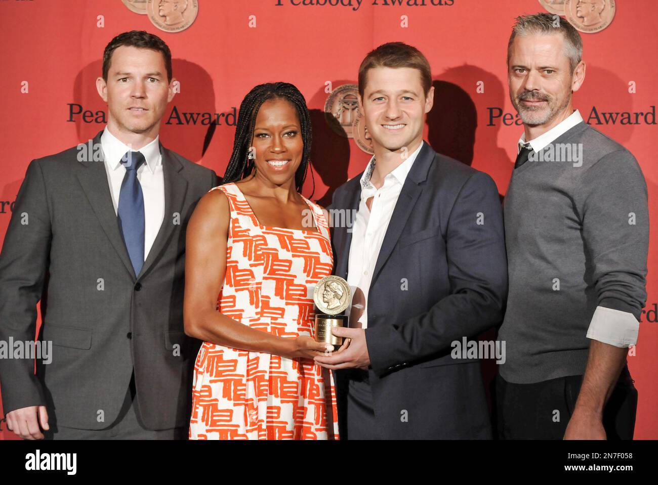 "Southland" cast members, from left, Shawn Hatosy, Regina King, Ben ...