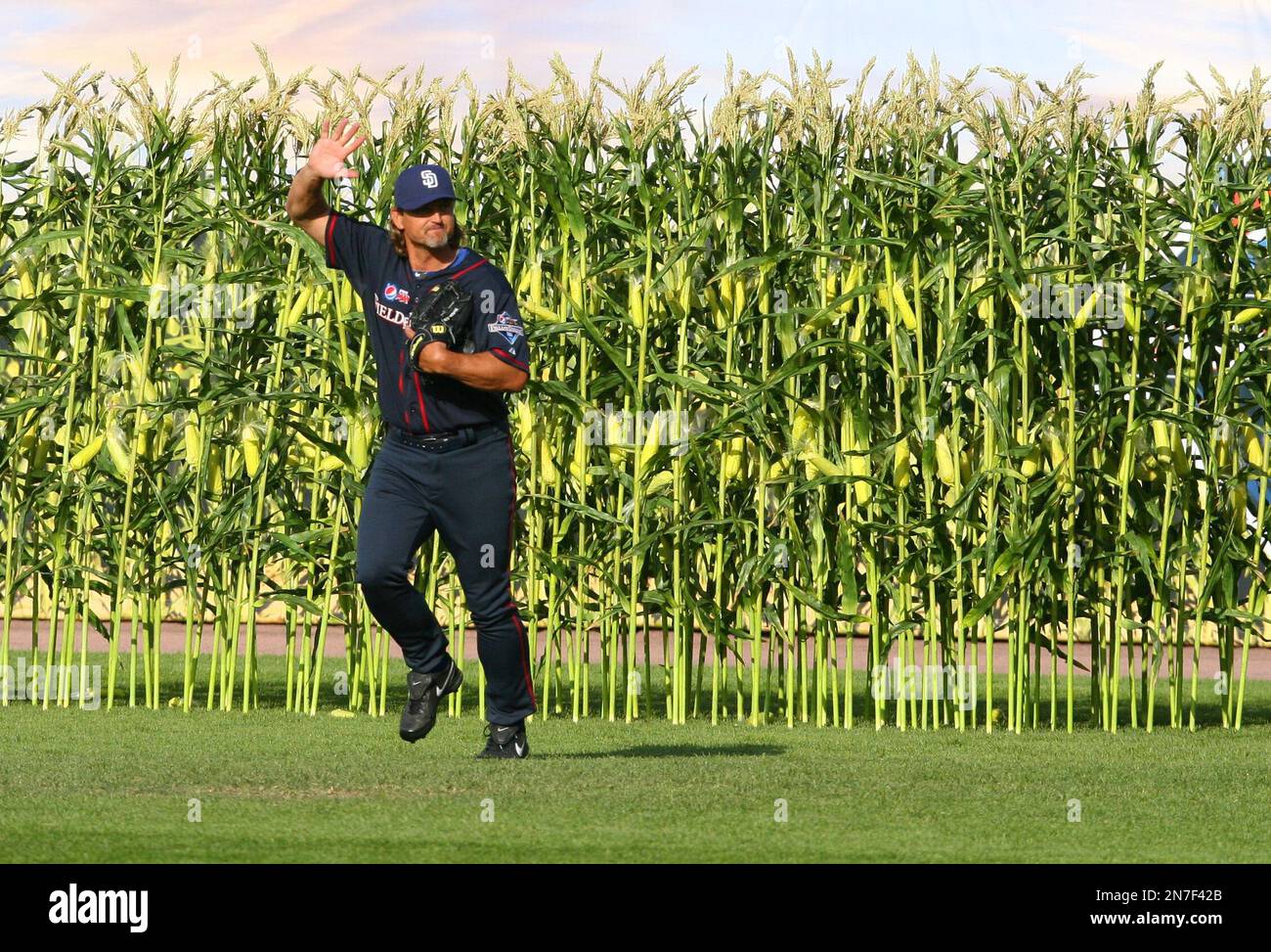 Trevor Hoffman is introduced at the 2013 Pepsi MAX Field of Dreams Game ...
