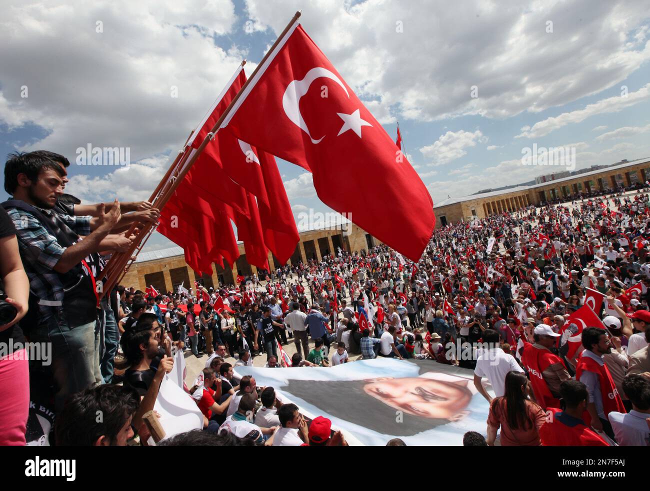 Thousands of students shout slogans to celebrate the Youth Day which ...