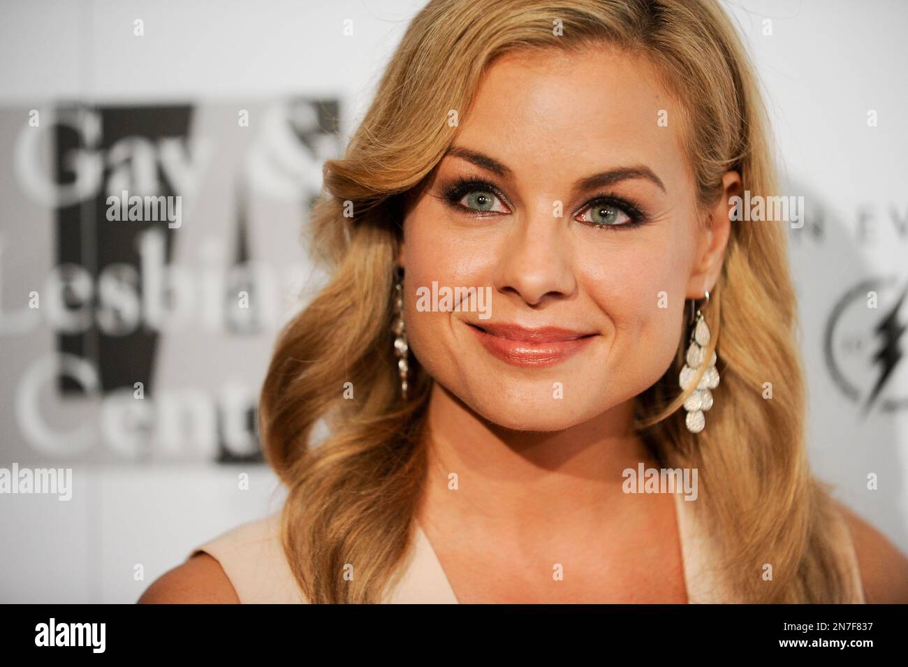 Jessica Collins arrives at the 2013 "An Evening With Women" event at ...