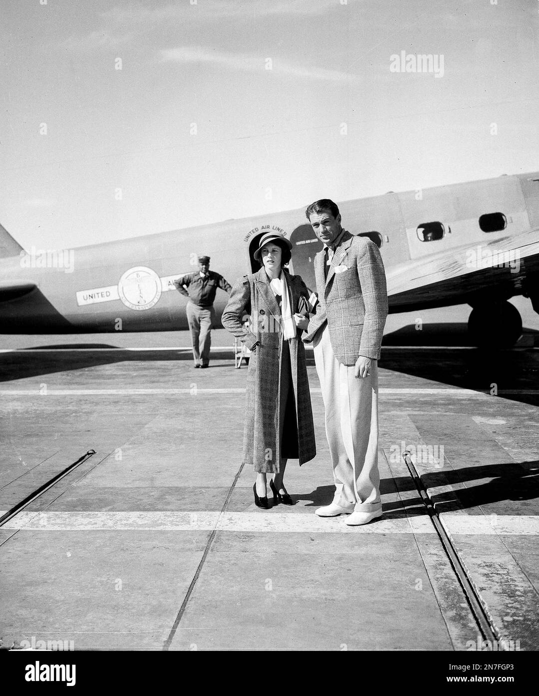 Actor Gary Cooper and actress Sandra Shaw at a Los Angeles airport ...